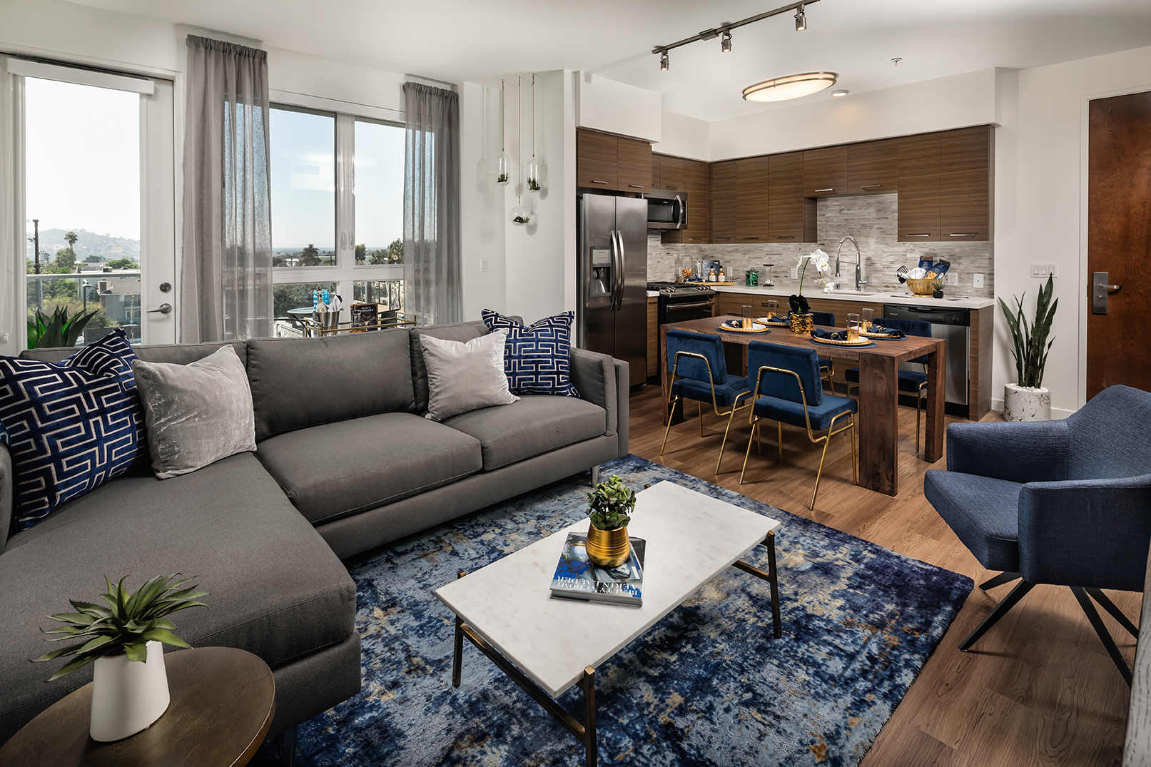 NEXT On Lex Apartments In Glendale California - Fifield Companies